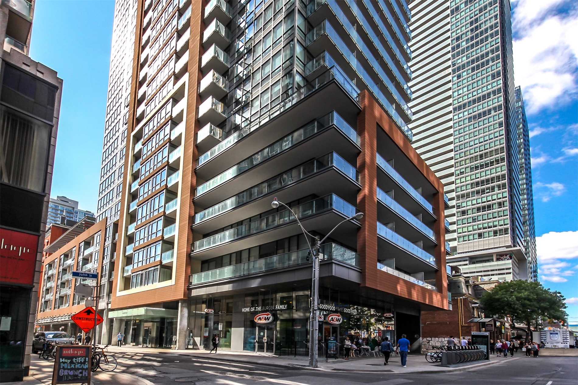 2810 - 8 Mercer St, Toronto | Sold, C4313275 | Condos.ca