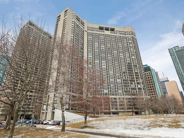 1203 - 33 Harbour Sq, Toronto | Sold, C4363471 | Condos.ca