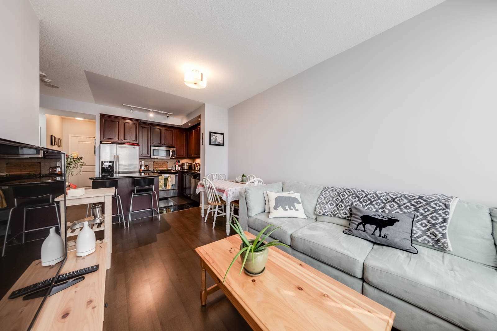 726 - 628 Fleet St, Toronto | Leased, C4394382 | Condos.ca