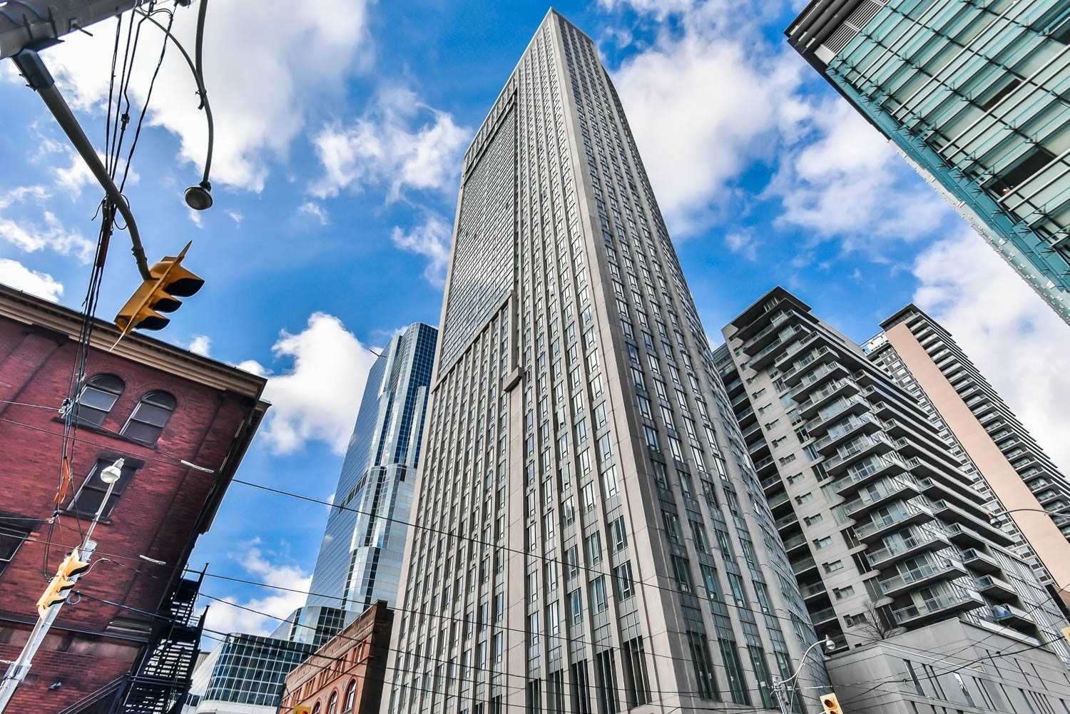 2208 - 210 Victoria St, Toronto | Leased, C4483768 | Condos.ca