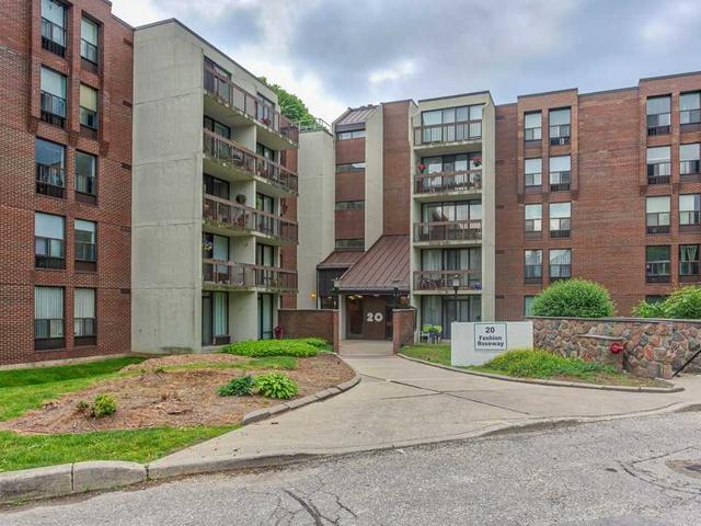 107 - 20 Fashion Roseway, North York | Sold, C4494444 | Condos.ca