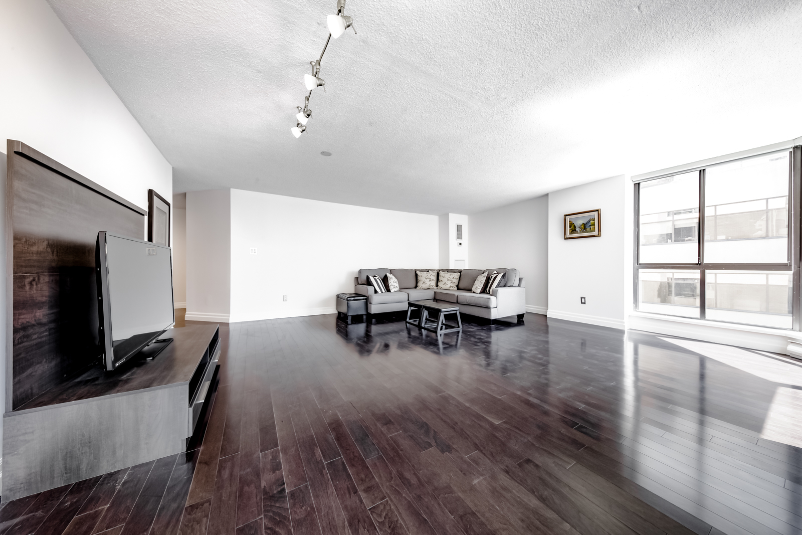 807 - 280 Simcoe St, Toronto | Expired, C4803578 | Condos.ca