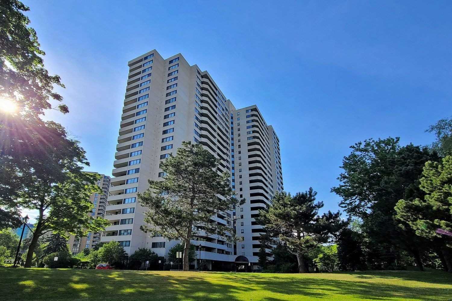 1906 - 75 Wynford Heights Cres, Toronto | Terminated, C4803781 | Condos.ca