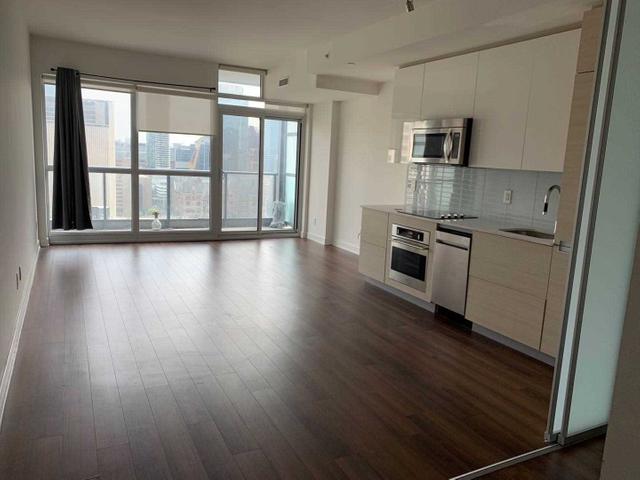 2206 - 210 Simcoe St, Toronto | Suspended, C4845406 | Condos.ca