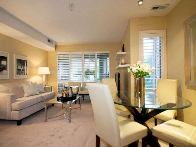 5 - 217 St George St, Toronto | Leased, C4859216 | Condos.ca