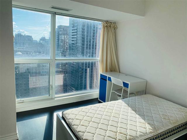 2210 - 386 Yonge St, Toronto | Terminated, C4865132 | Condos.ca