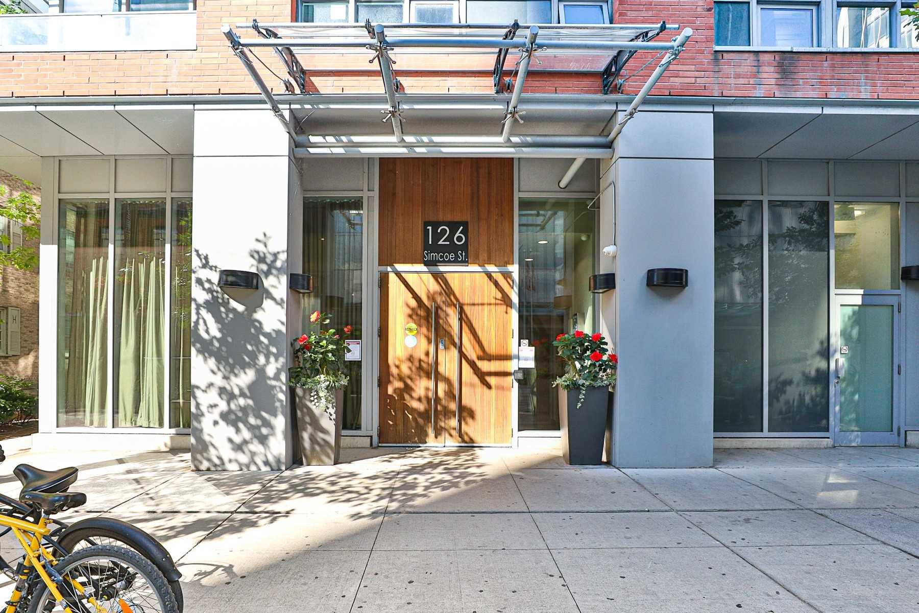 2904 - 126 Simcoe St W, Toronto | Expired, C4881035 | Condos.ca