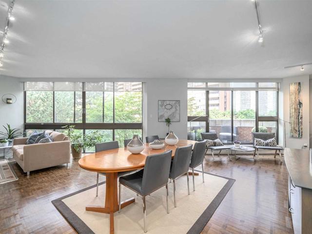 402 - 141 Roehampton Ave, Toronto | Sold, C4912797 | Condos.ca