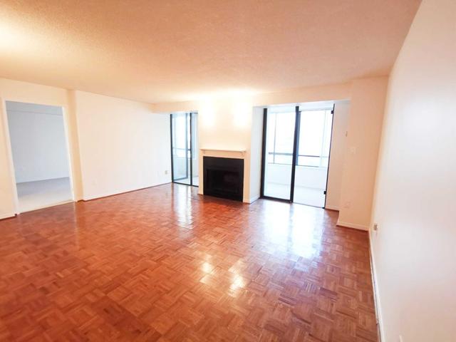 1206 - 280 Simcoe St, Toronto | Sold, C4915162 | Condos.ca