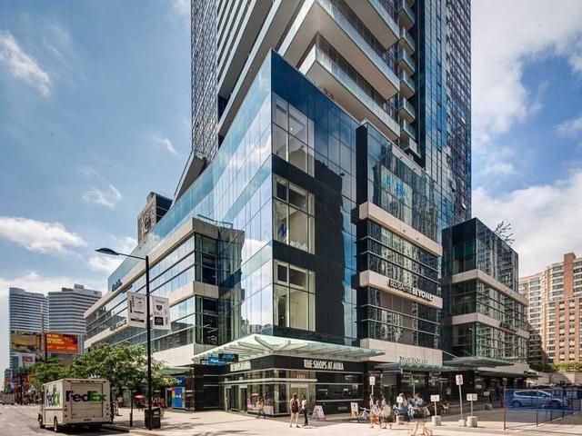 818 - 386 Yonge St, Toronto | Leased, C4918771 | Condos.ca