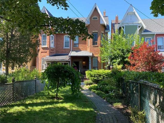 54 Florence St, Toronto, ON | MrLOFT.ca