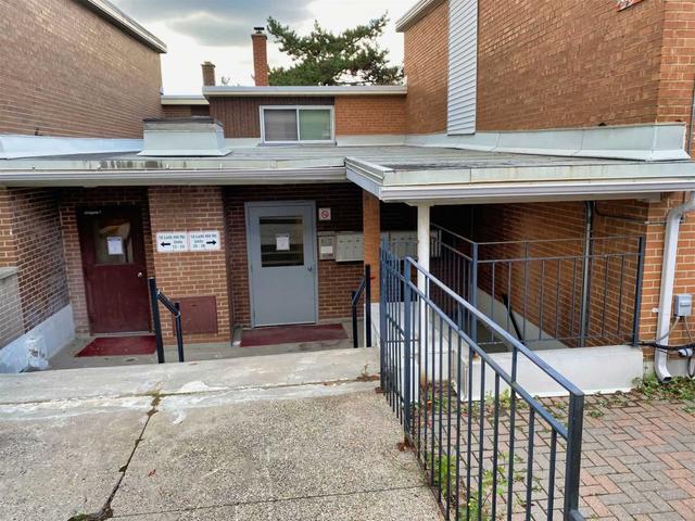 29 - 10 Leith Hill Rd, North York | Sold, C4950329 | Condos.ca