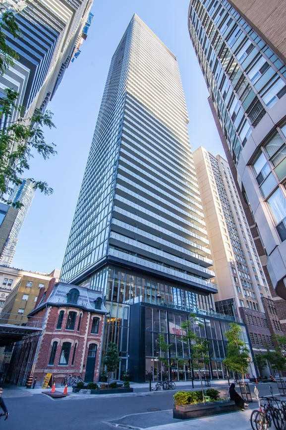 411 - 15 Grenville St, Toronto | Sold, C4964805 | Condos.ca