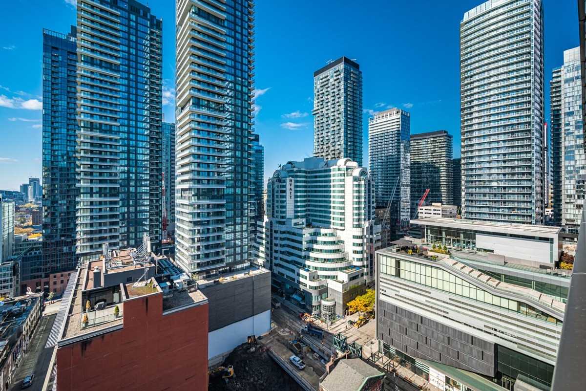 1808 - 8 Mercer St, Toronto | Expired, C4966604 | Condos.ca