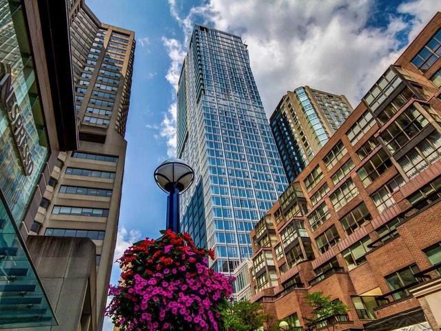 910 - 188 Cumberland St, Toronto | Expired, C4967506 | Condos.ca