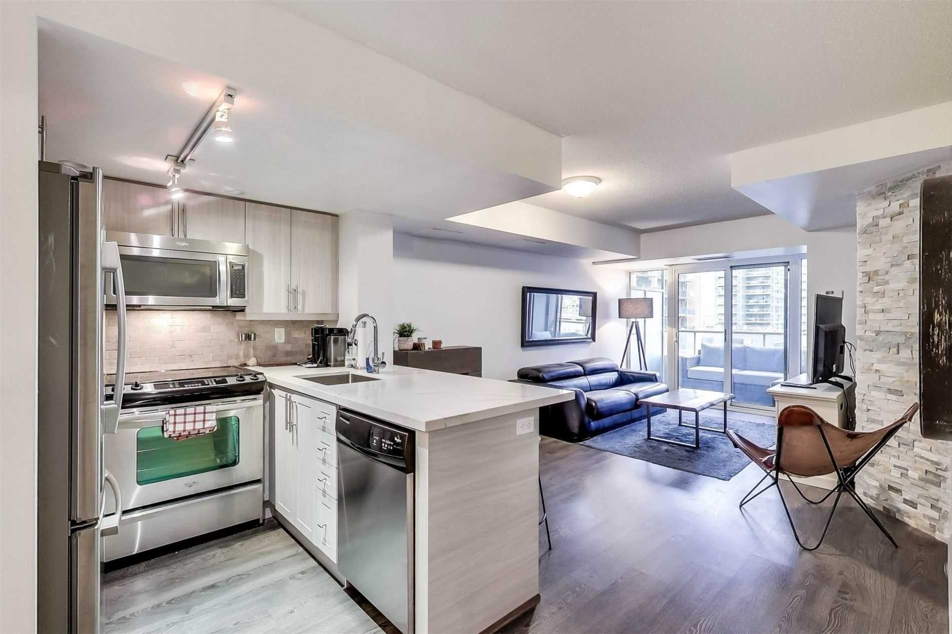 1016 - 75 East Liberty St, Toronto | Sold, C4970190 | Condos.ca