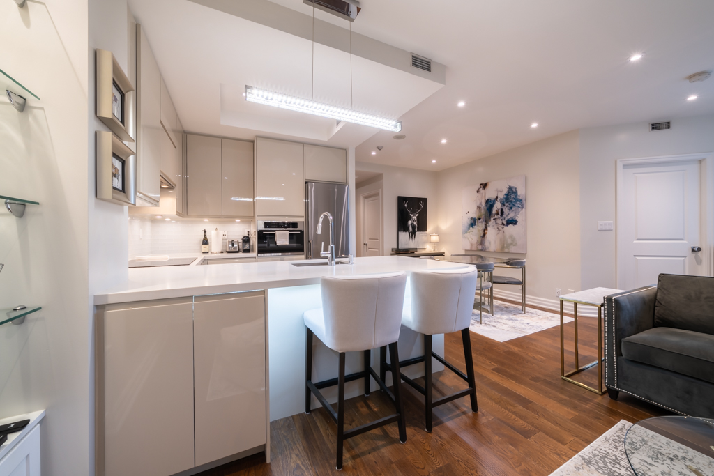 502 - 38 Avenue Rd, Toronto | Terminated, C4982053 | Condos.ca