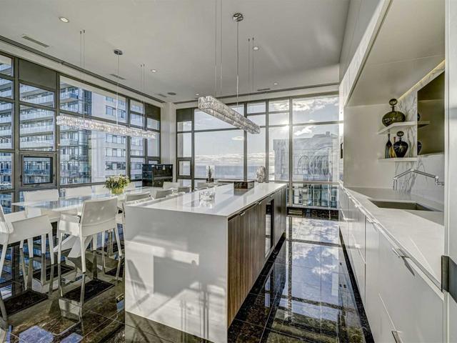 PH27 - 637 Lake Shore Blvd W, Toronto | Sold Conditional, C5062504 ...