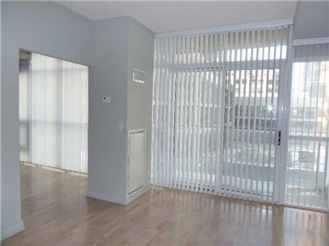 Boutique Condos, Toronto | Leased, C5063474 | Condos.ca