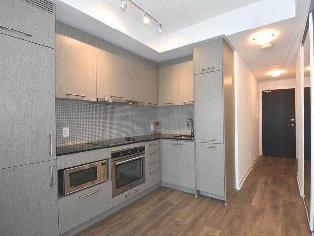 1812 - 87 Peter St, Toronto | Leased, C5072024 | Condos.ca