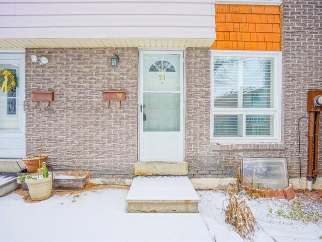 21 Slender Fern Way, North York | Sold, C5074024 | Condos.ca