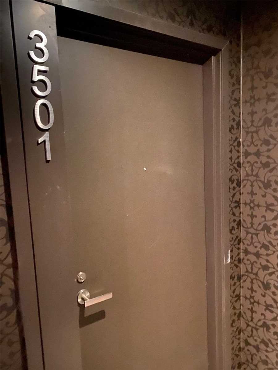 3501 - 197 Yonge St, Toronto | Leased, C5091278 | Condos.ca