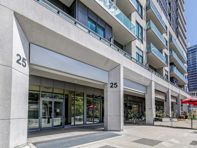1528 - 25 Lower Simcoe St, Toronto | Sold, C5098713 | Condos.ca