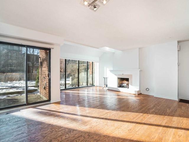 111 - 10 Walker Ave, Toronto | Leased Conditional, C5106282 | Condos.ca