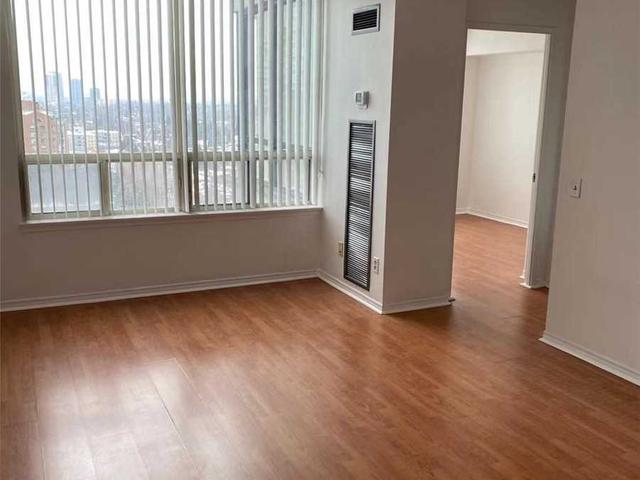 1608 - 7 Bishop Ave E, North York | Expired, C5123449 | Condos.ca