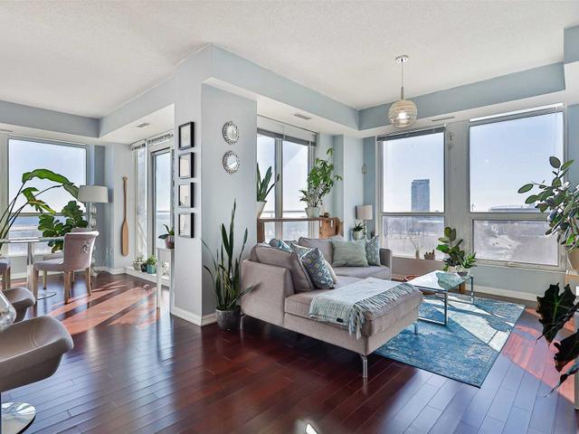 1114 - 628 Fleet St, Toronto | Sold, C5140003 | Condos.ca