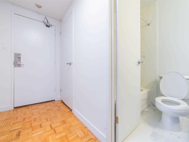 714 - 40 Gerrard St E, Toronto | Expired, C5201999 | Condos.ca