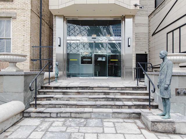 2103 - 71 Simcoe St, Toronto | Sold, C5202528 | Condos.ca