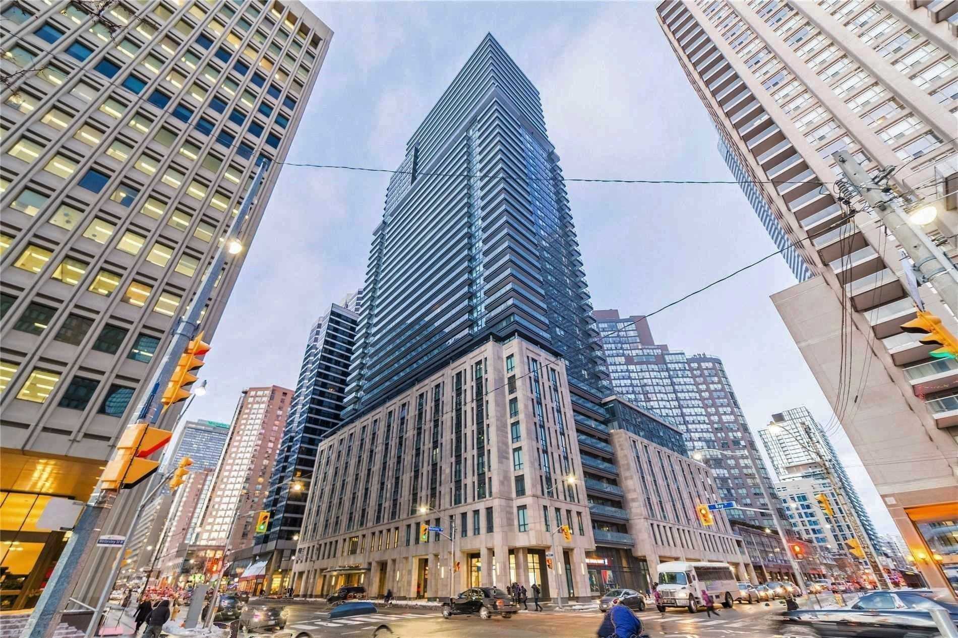 2015 - 955 Bay St, Toronto | Leased, C5208018 | Condos.ca