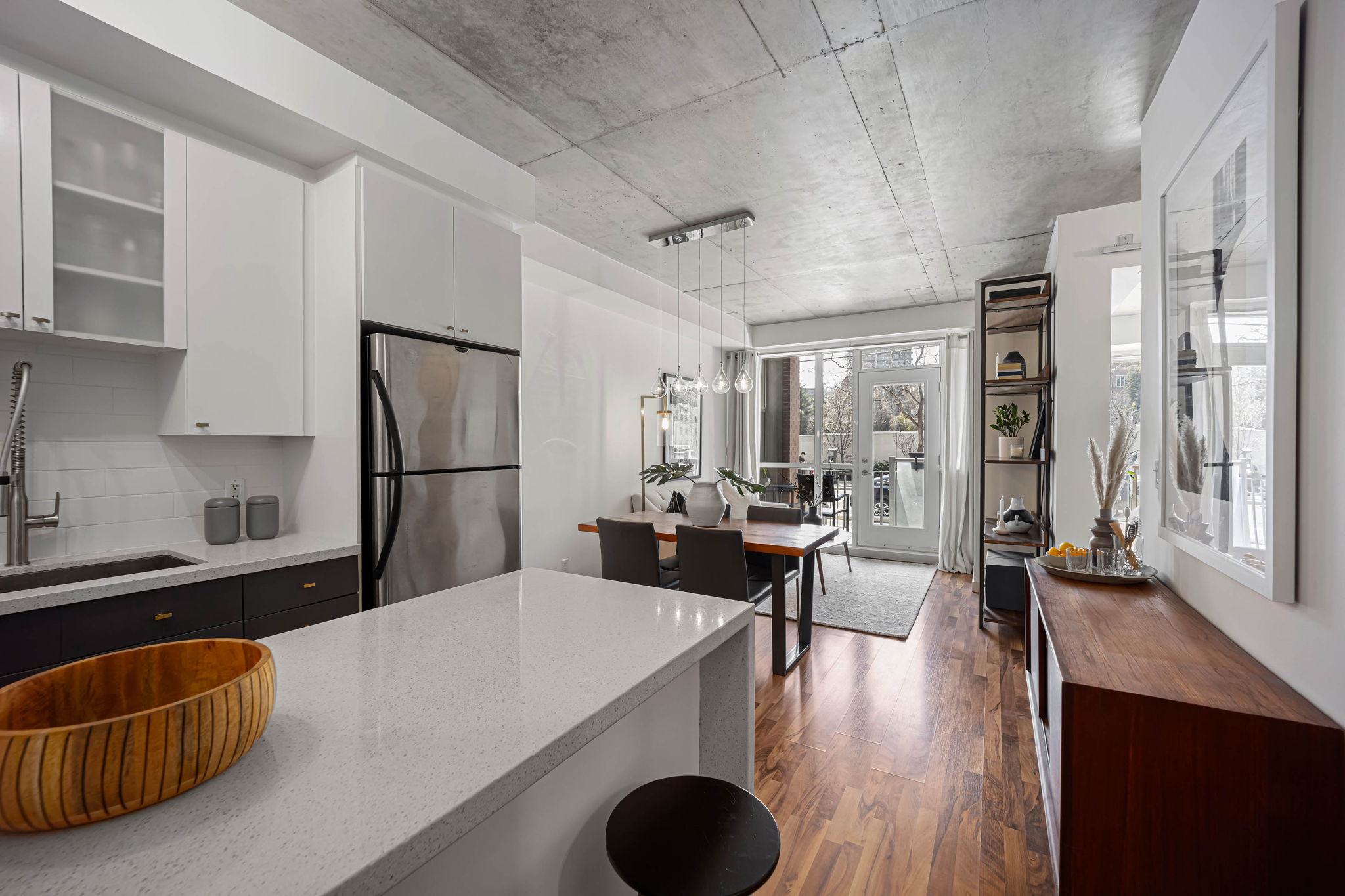 113 - 1 Shaw St, Toronto | Sold, C5208841 | Condos.ca