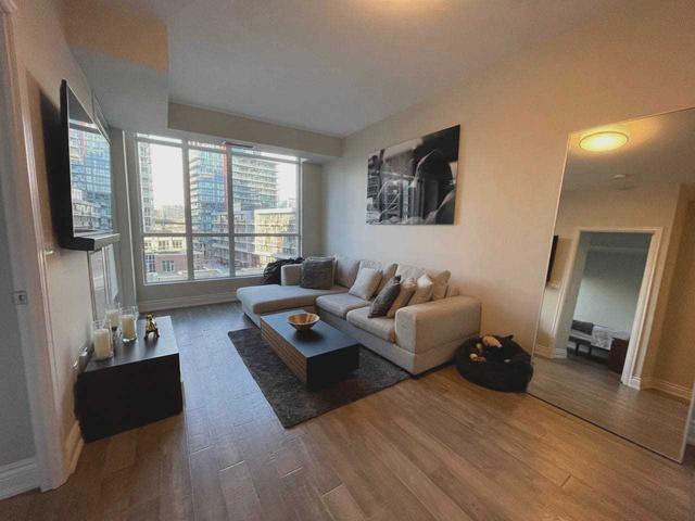 622 - 628 Fleet St, Toronto | Leased, C5209869 | Condos.ca