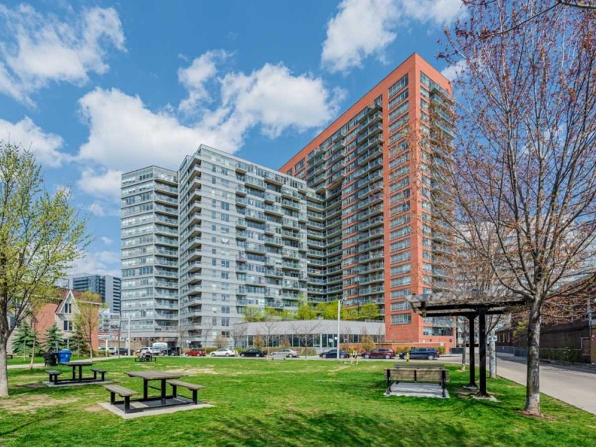 1704 - 38 Joe Shuster Way, Toronto | Sold, C5221770 | Condos.ca