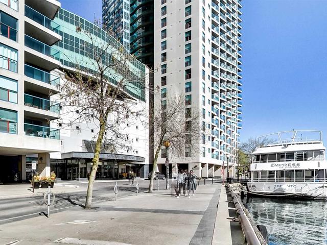 2512 - 77 Harbour Sq, Toronto | Leased, C5244853 | Condos.ca