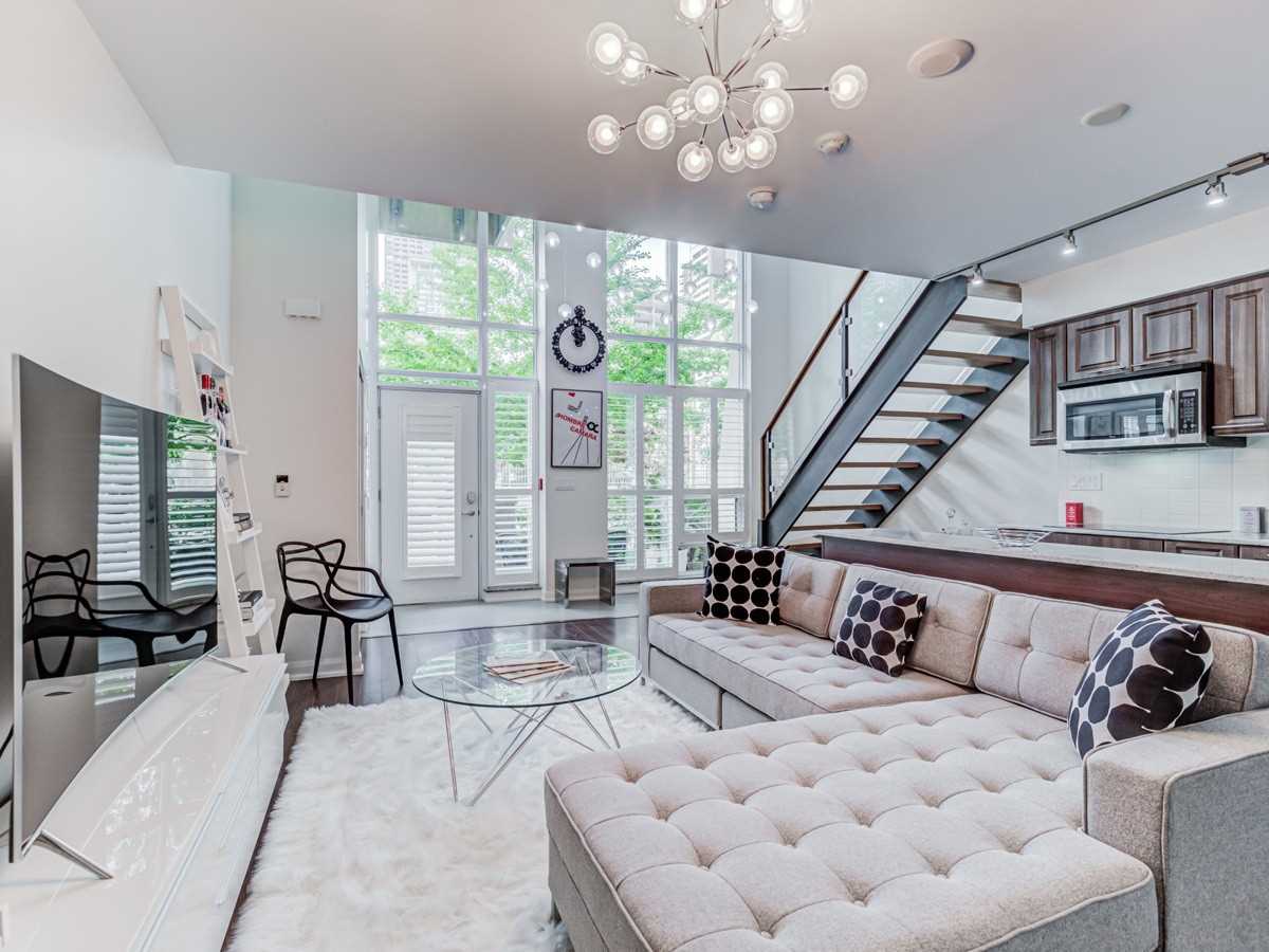 7 - 25 Lourdes Lane, Toronto | Terminated, C5249620 | Condos.ca