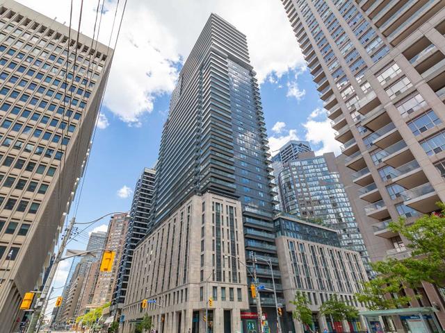 2106 - 955 Bay St, Toronto | Sold, C5259146 | Condos.ca