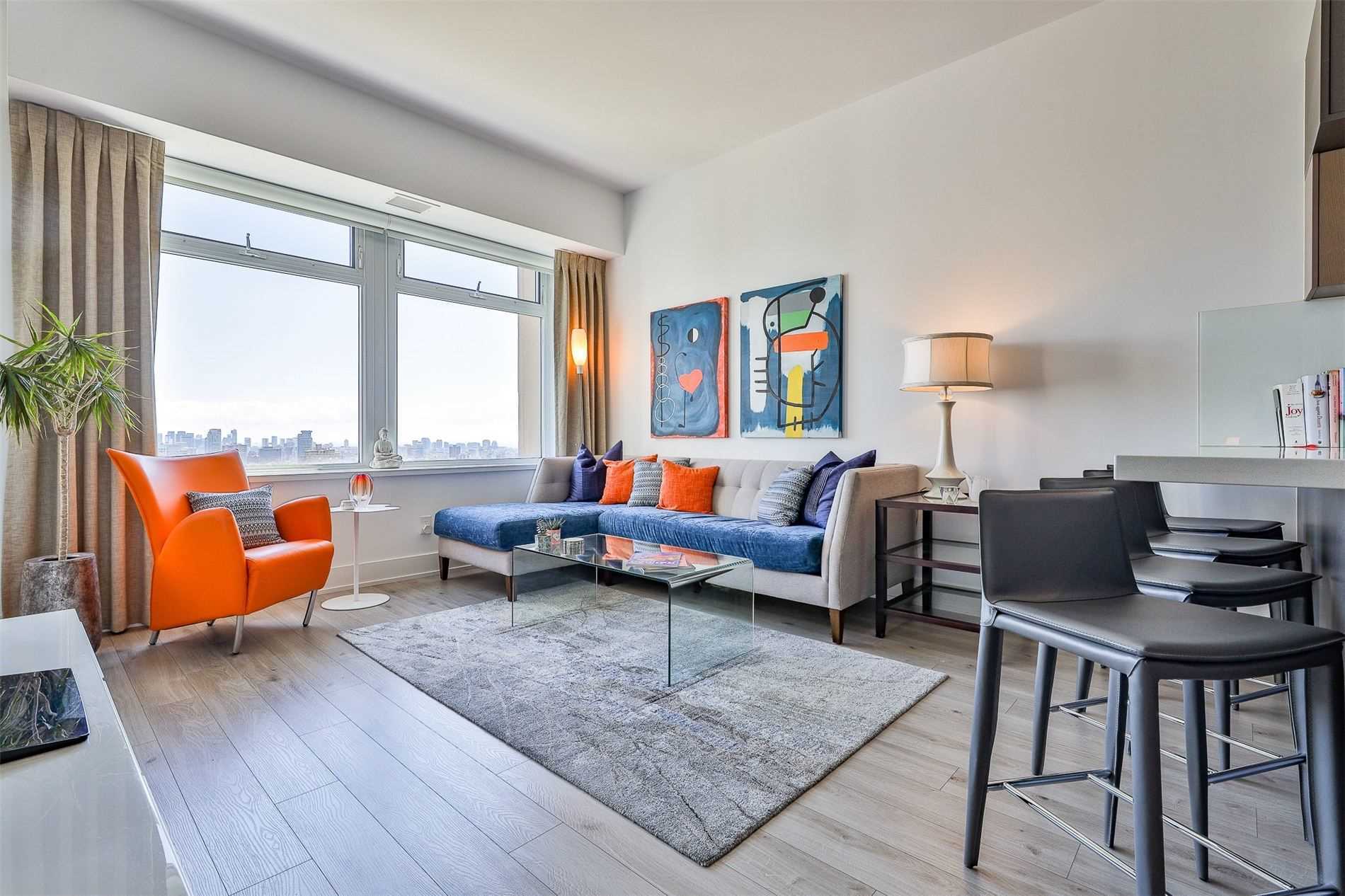 1215 - 111 St Clair Ave W, Toronto | Sold, C5296002 | Condos.ca