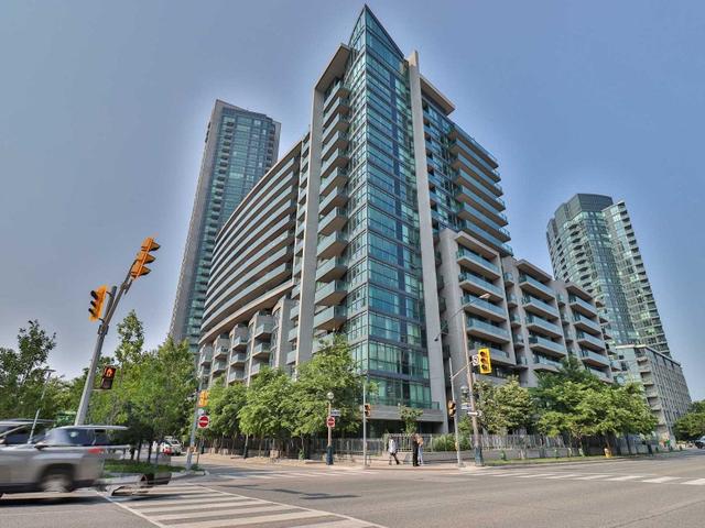 864 - 209 Fort York Blvd, Toronto | Sold, C5299993 | Condos.ca