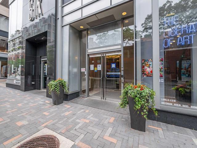 915 - 155 Yorkville Ave, Toronto | Sold, C5301762 | Condos.ca