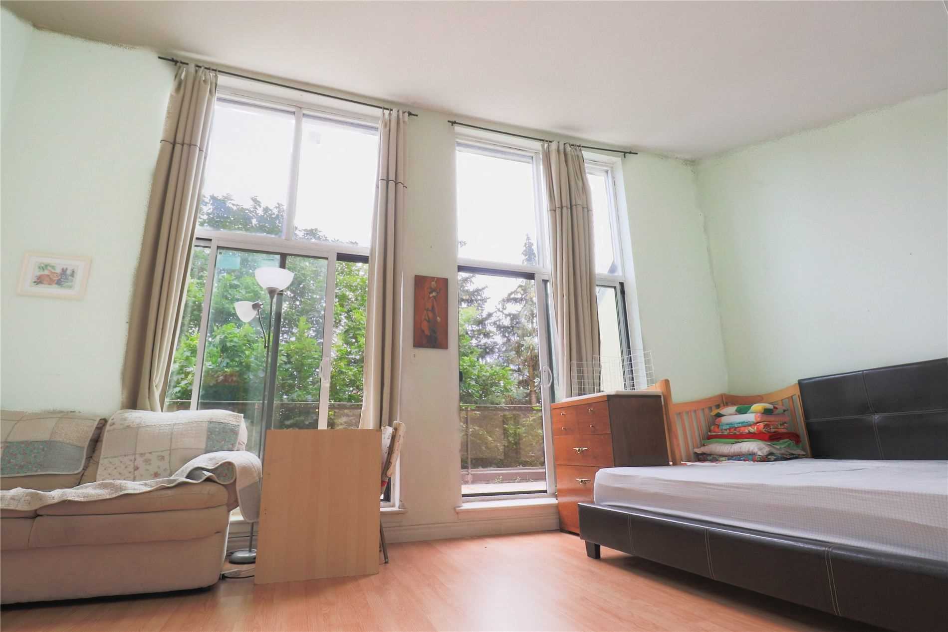 33 - 25 Pebble Bywy, North York | Terminated, C5309593 | Condos.ca