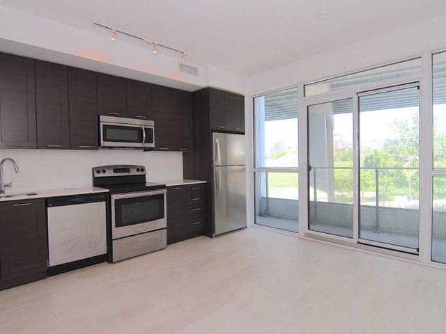 305 - 50 Bruyeres Mews, Toronto | Leased, C5320974 | Condos.ca