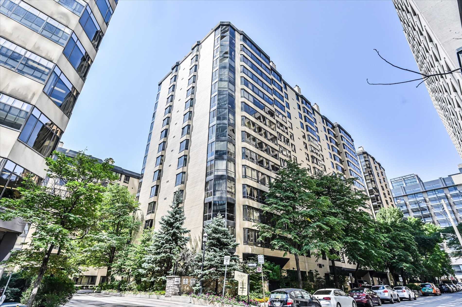 905A - 280 Simcoe St, Toronto | Sold, C5329470 | Condos.ca