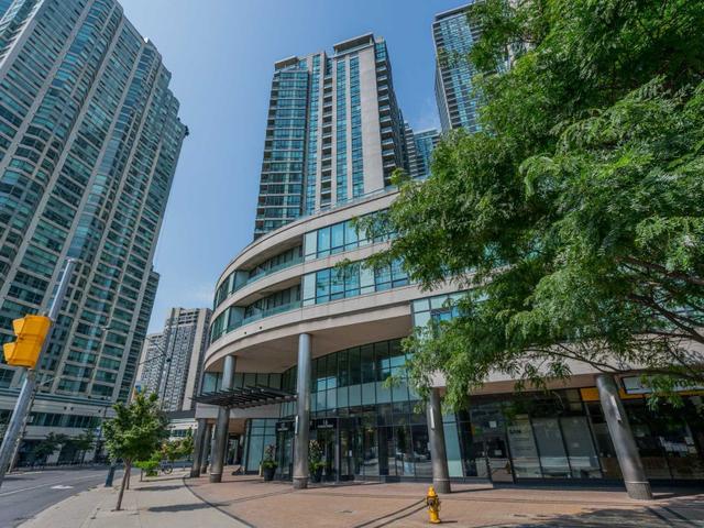 2211 - 12 Yonge St, Toronto | Sold, C5329901 | Condos.ca