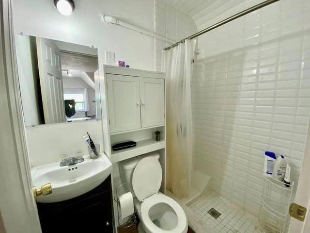 301 - 409 Huron St, Toronto | Leased, C5333368 | Condos.ca