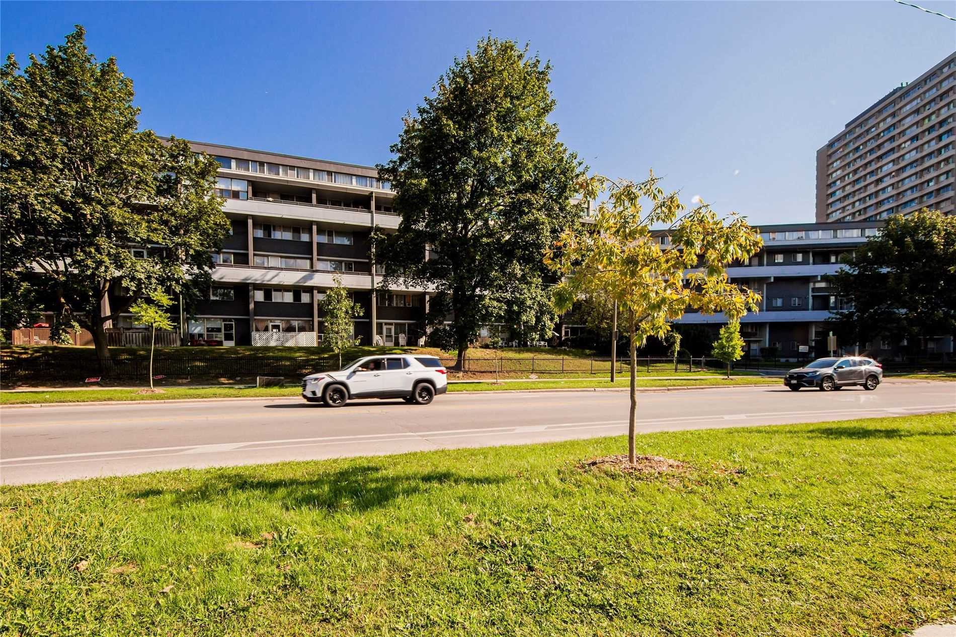 216 - 5 Sunny Glenway Glwy, North York | Sold, C5375511 | Condos.ca