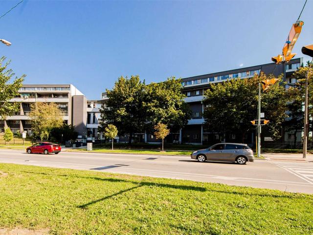 216 - 5 Sunny Glenway Glwy, North York | Sold, C5375511 | Condos.ca