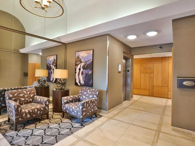 101 - 20 Fashion Roseway, North York | Leased, C5391105 | Condos.ca